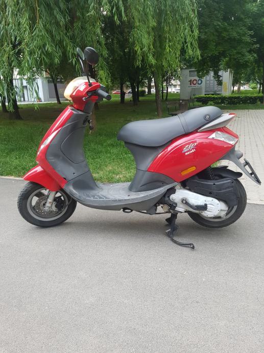 Piaggio Zip 4T, prvi vlasnik, 2007 god.