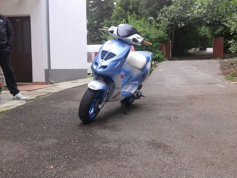 piagio nrg, 2002 god.