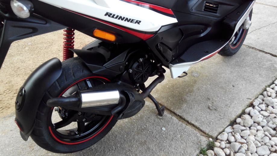 Runner Sp 50, 2009 god.