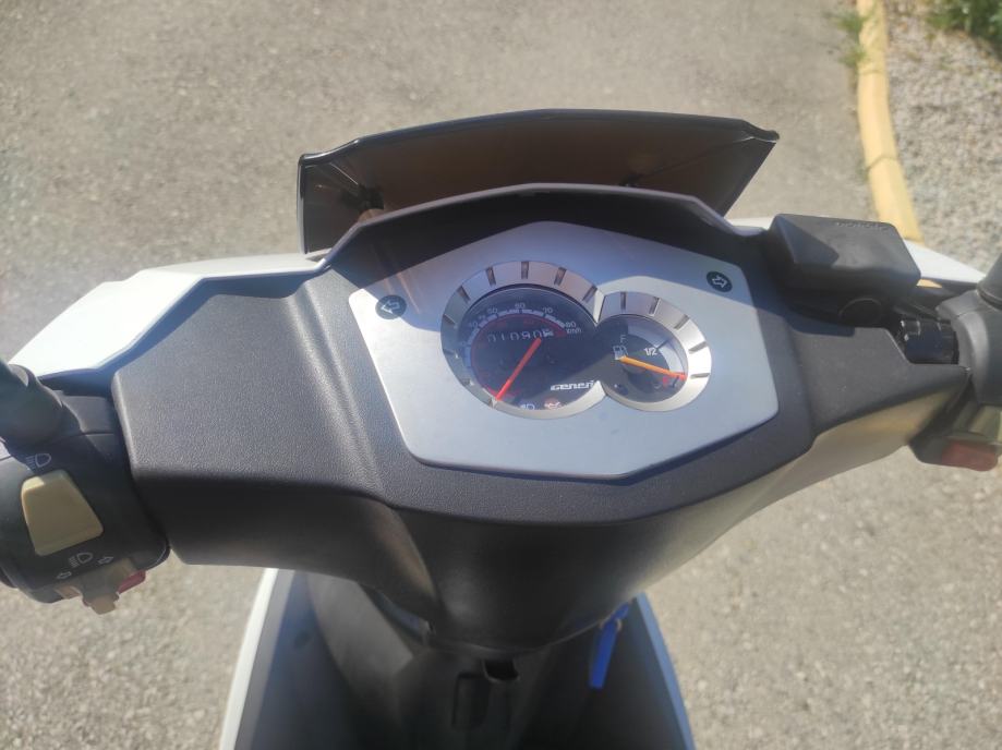 Skuter Generic XOR 50 Competition, 2014 god.