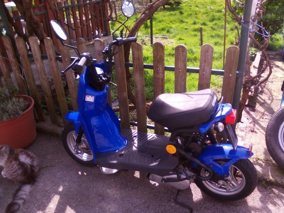 Suzuki Gamax Spillo 49 cm3, 2006 god.