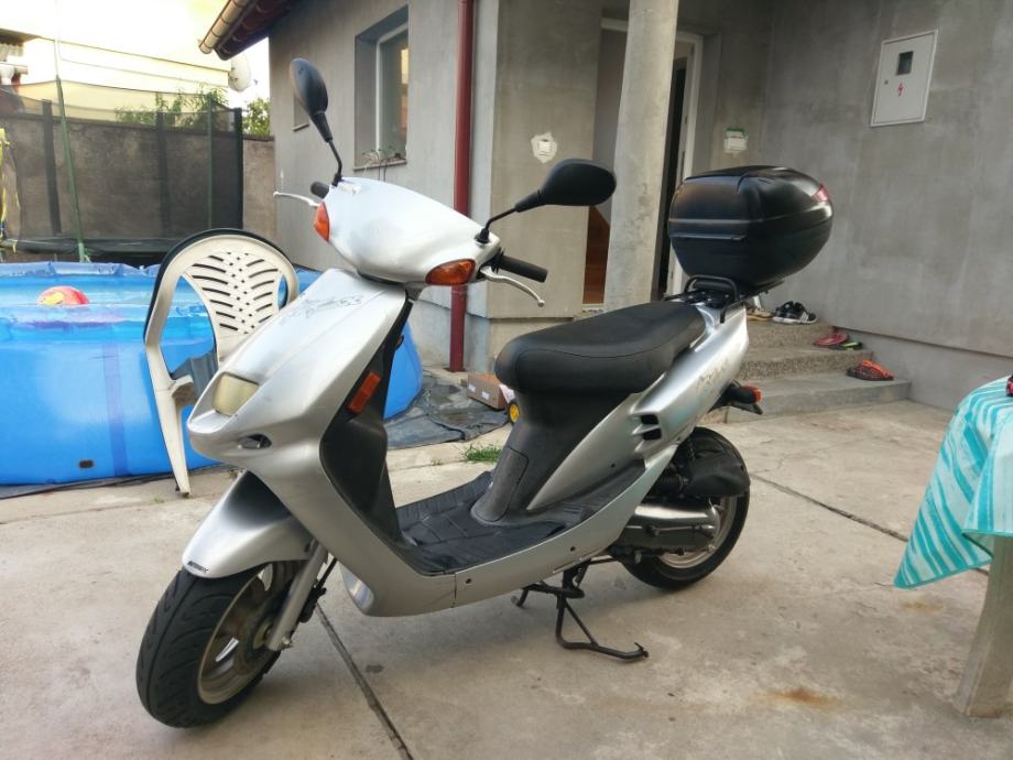 Sym Jet Basix 50 cm3, 2007 god.