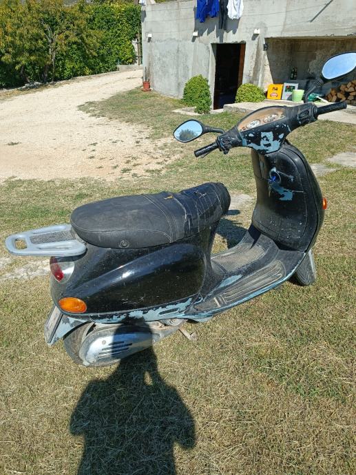 Vespa et2, 1999 god.