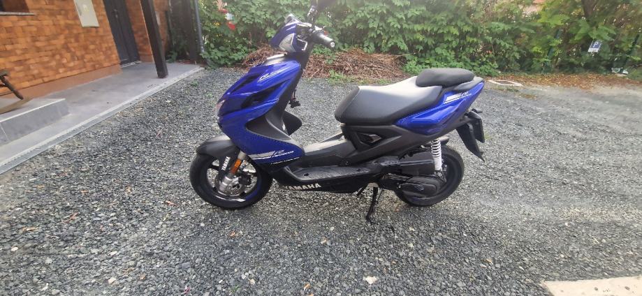 Yamaha Aerox 4T 50 cm3, 2021 god.