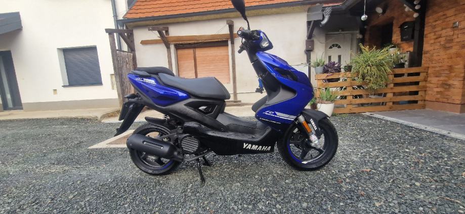 Yamaha Aerox 4T 50 cm3, 2021 god.