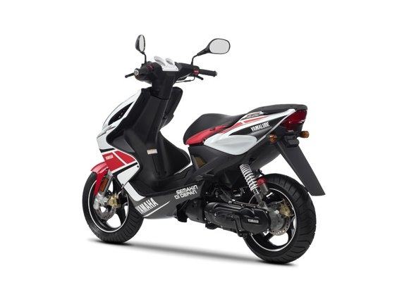 Yamaha AEROX 50 WGP 49 cm3, 2012 god.