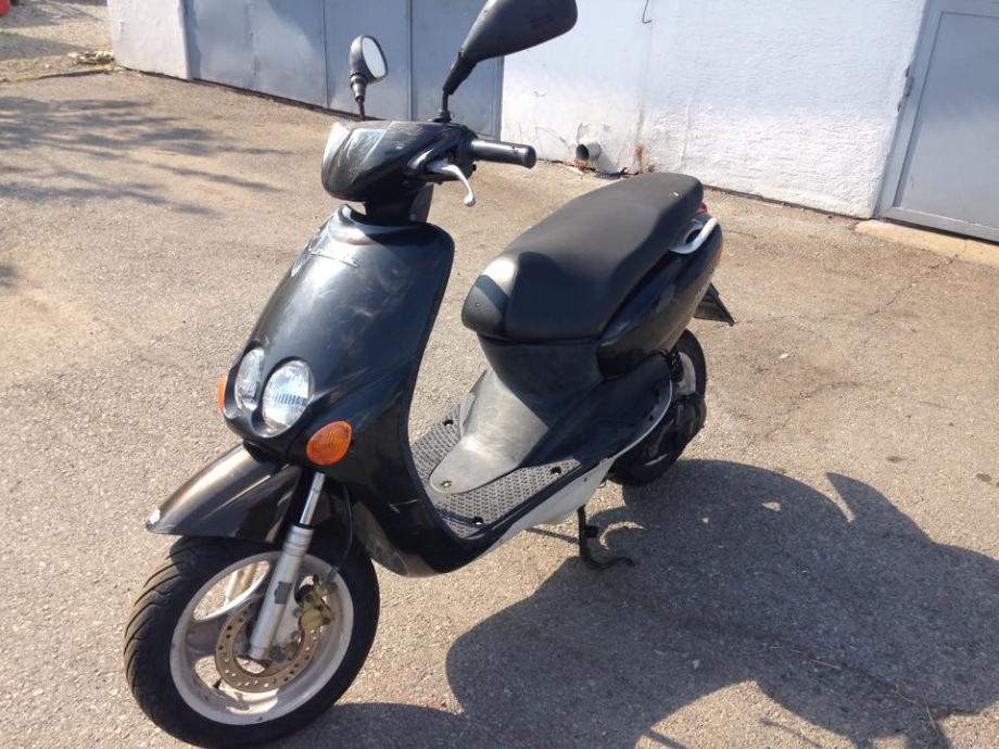 Yamaha Neos 50 49 cm3, 1999 god.