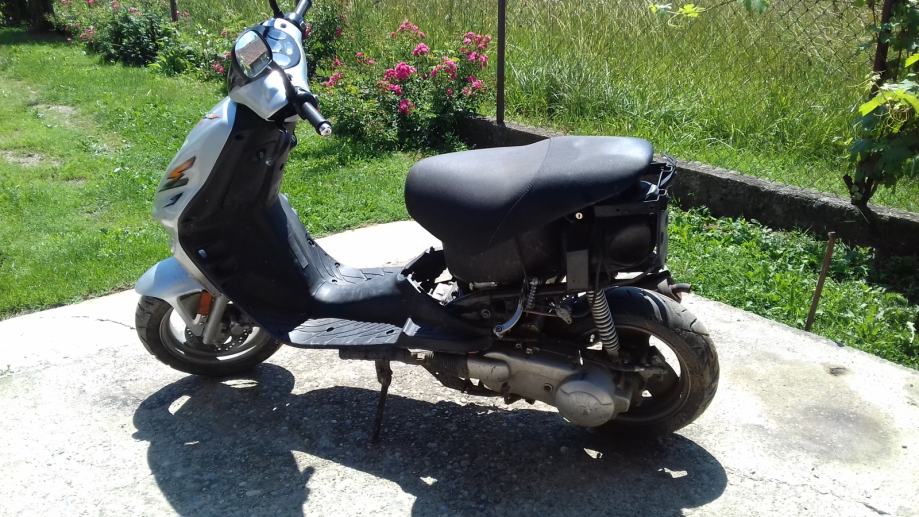 ADLY Noble 125 cm3, 2010 god.