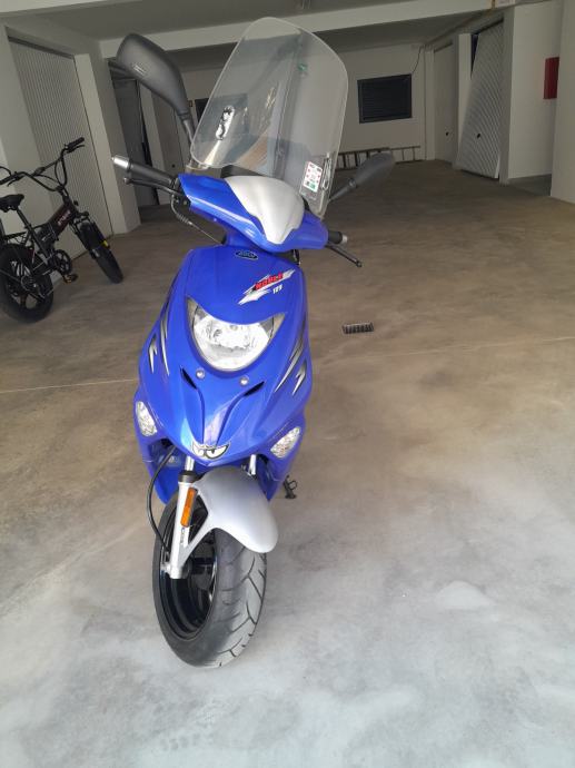 ADLY noble 125 cm3,reg.godinu dana, 2008 god.