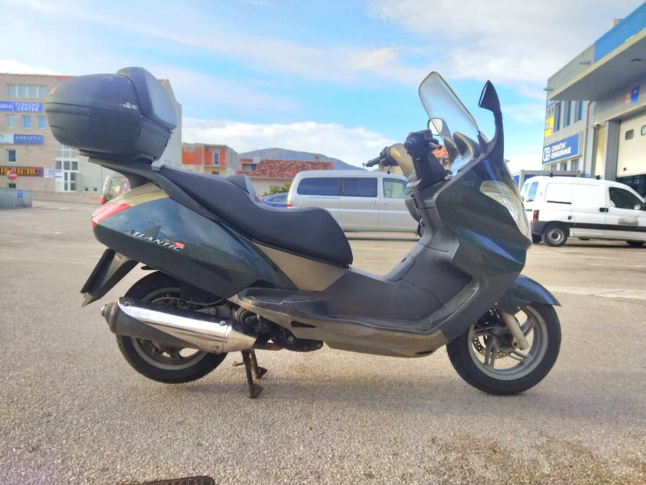 Aprilia Atlantic 125, 2004 god.