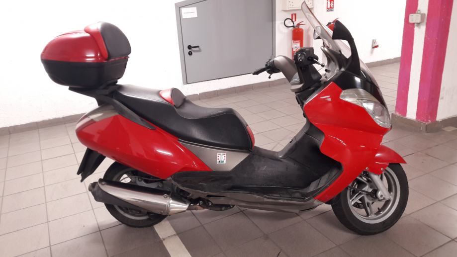 Aprilia Atlantic 125, 2003 god.