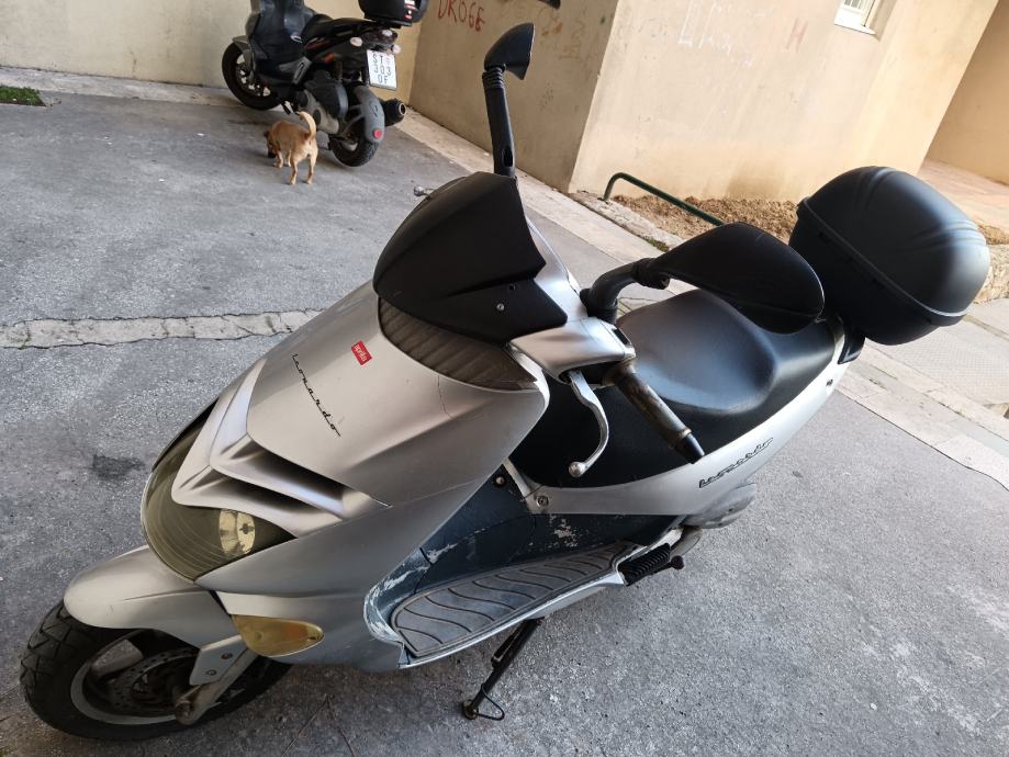 Aprilia Leonardo 150 cm3, 2001 god.