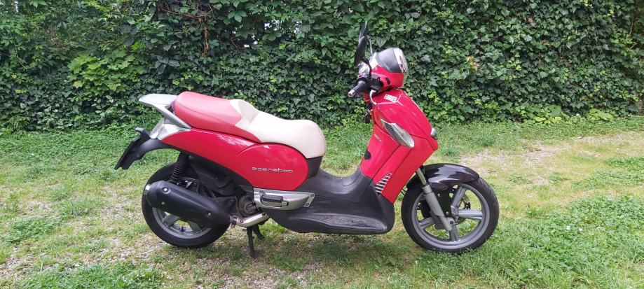 Aprilia Scarabeo 250 cm3, 2007 god.