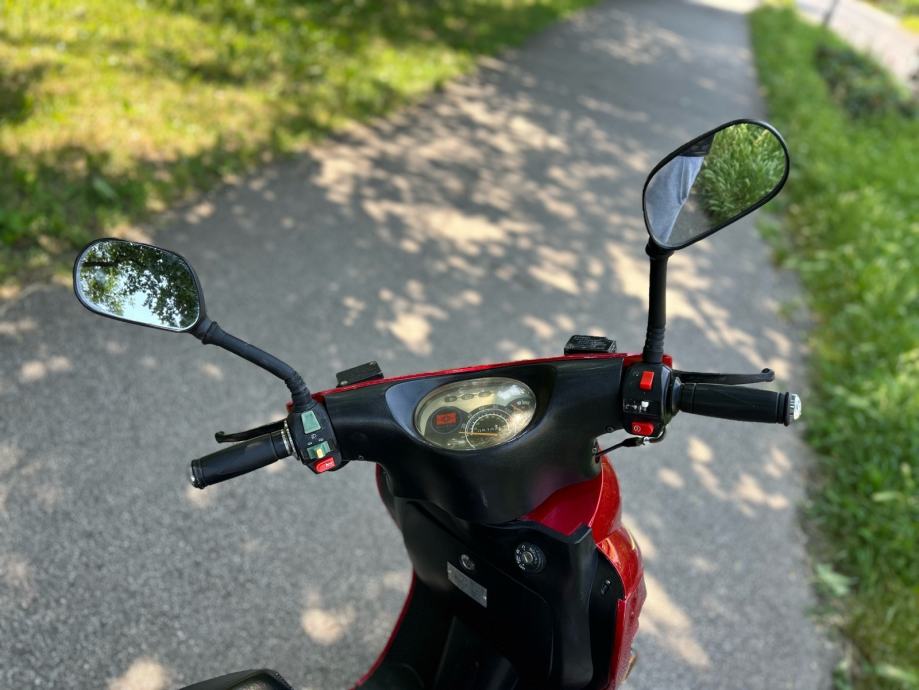 Baotian BT 125T-2 125 cm3, 2006 god.