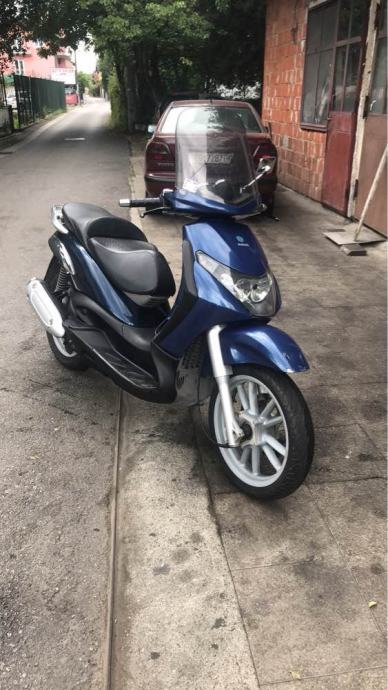 Beverly 250, 2004 god.