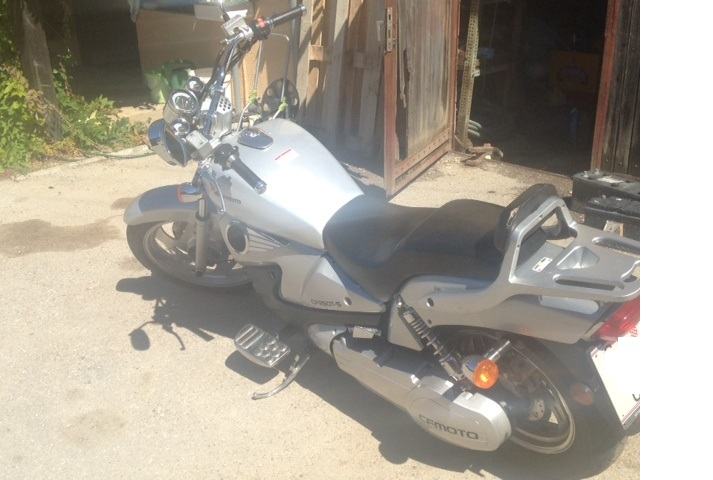 CFmoto V5 250 cm3 Reg. 09/2018, 2007 god.