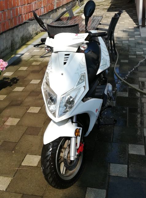 Generic 125 125 cm3, 2008 god.