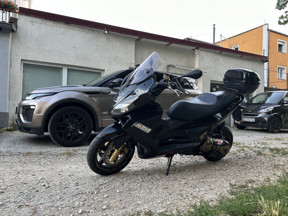 Gilera Nexus 500, 2004 god.