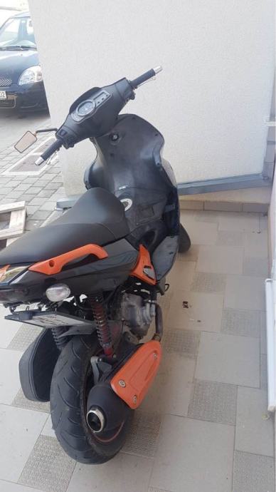 Gilera Runner 125 (300), 2008 god.