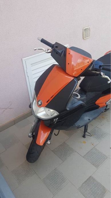 Gilera Runner 125 (300), 2008 god.