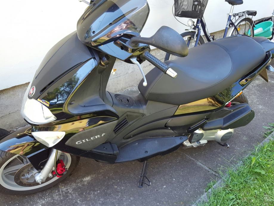 Gilera Runner 125 cm3 (250) HITNO!, 2007 god.