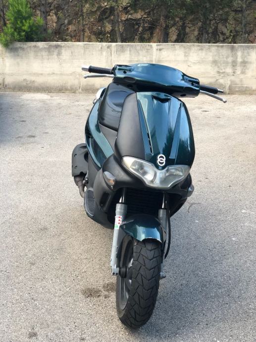 Gilera Runner 125 cm3, 2002 god.