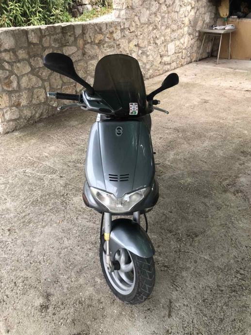 Gilera Runner 180 fxr 180 cm3, 1998 god.