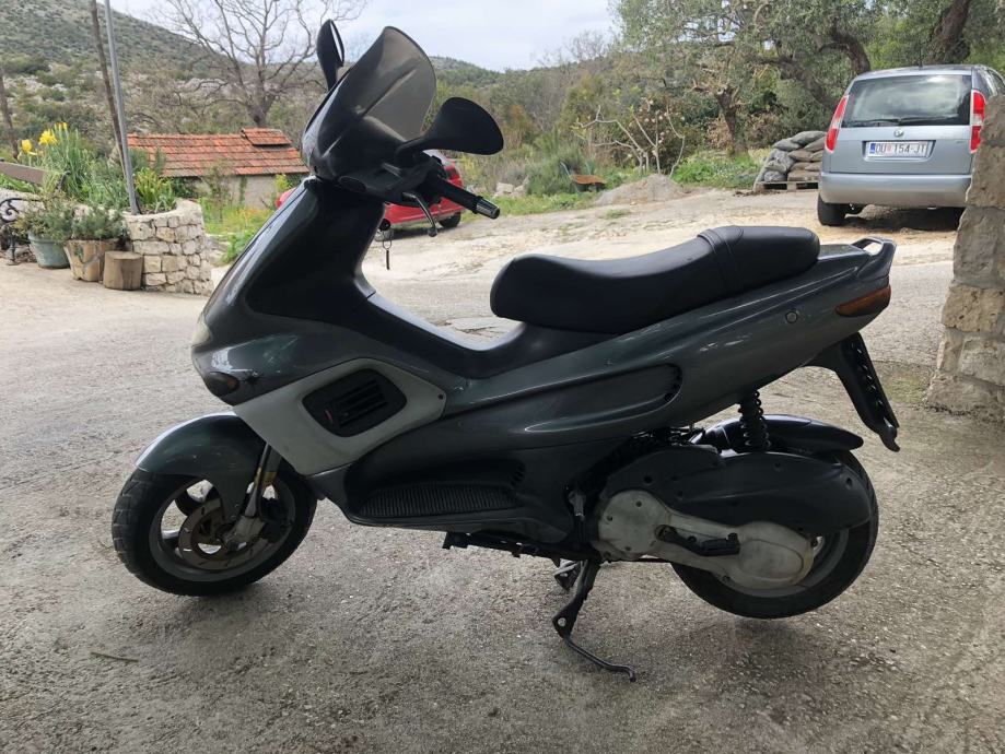 Gilera Runner 180 fxr 180 cm3, 1998 god.