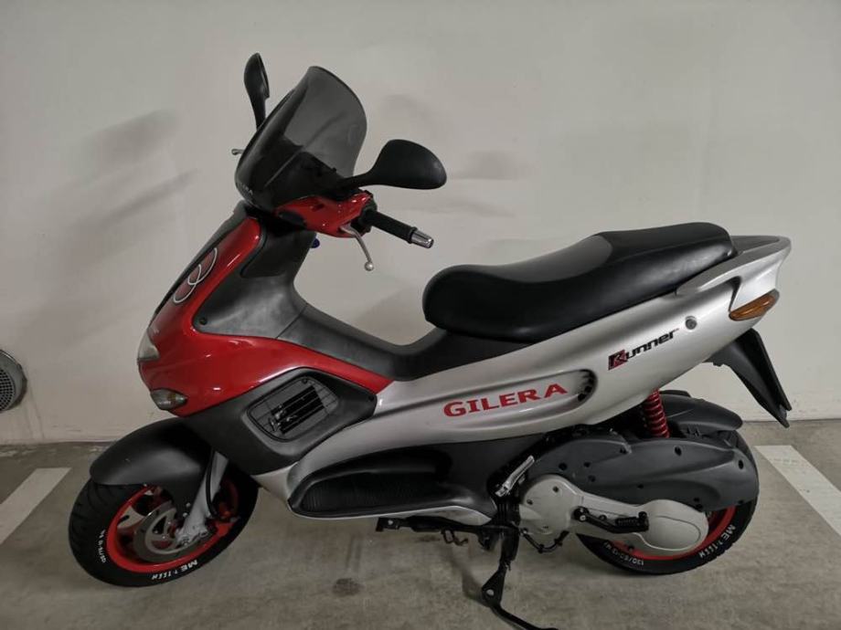 Gilera Runner 180 Sp 176 cm3 HITNO!!!, 2003 god.