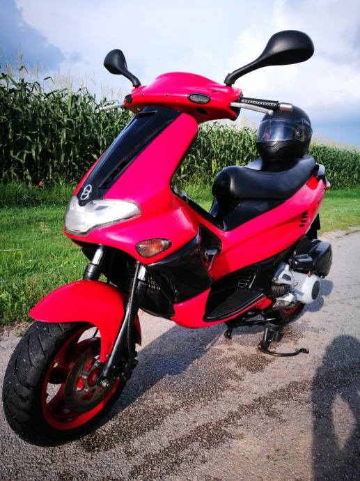 Gilera Runner 200 cm3, 2004 god.