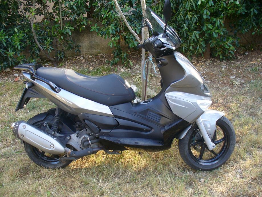 Gilera runner 200 cm3, 2008 god.