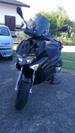 Gilera Runner 200 ST 198 cm3, 2009 god.