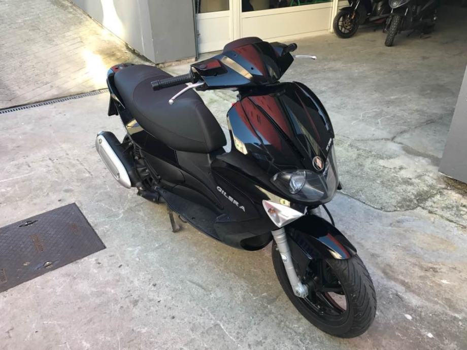Gilera runner 200 ST TOP STANJE, 2009 god.