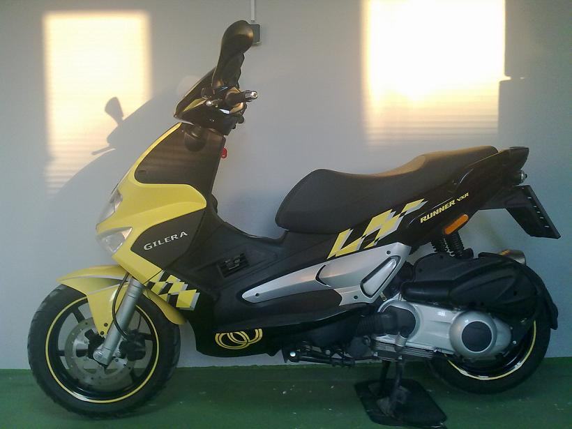 Gilera Runner 200 VXR, 15500kn, 2007 god.
