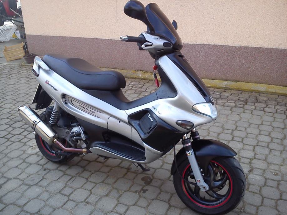 Gilera Runner 200 VXR, 2004 god.