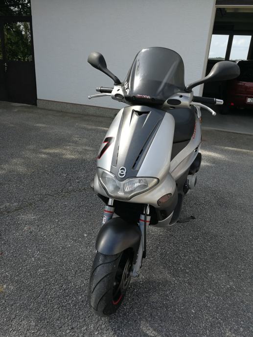 Gilera Runner 200 VXR, 2002 god.