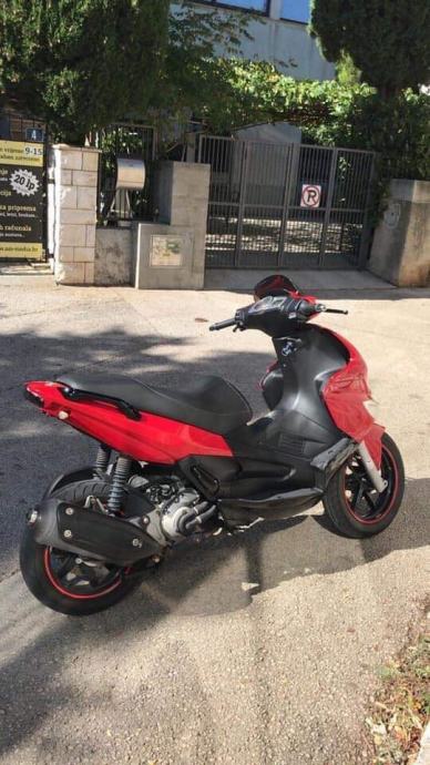 Gilera Runner St 200 cm3, 2009 god.