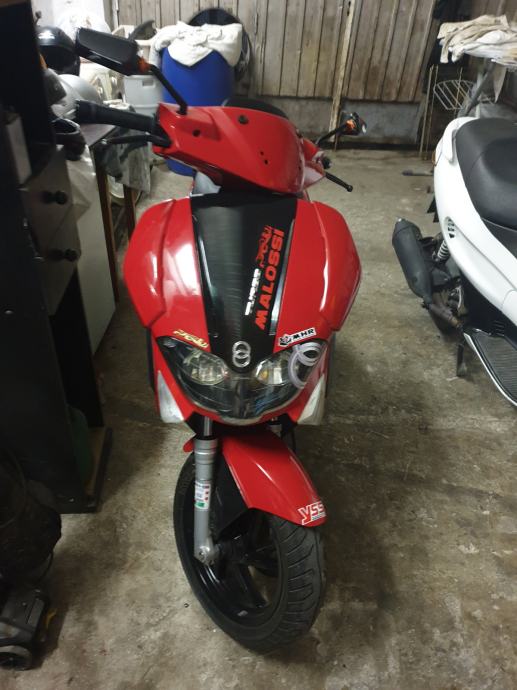 !!!Gilera Runner ST 200 cm3 HITNO!!!, 2008 god.