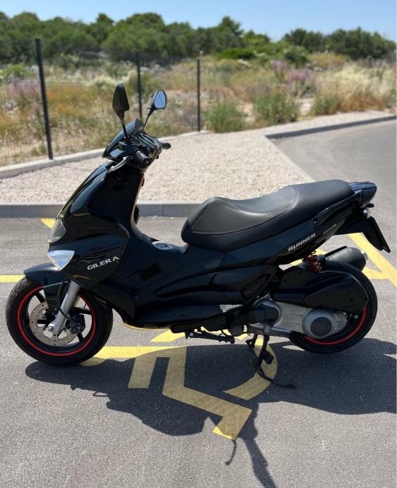 Gilera Runner ST200 - TOP STANJE, 2008 god.