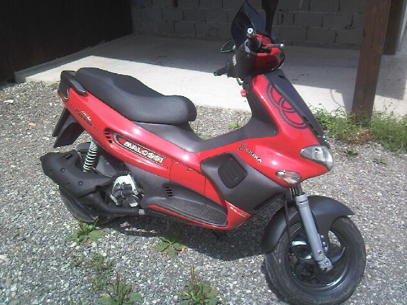 Gilera Runner VX125 125 cm3 VRHUNSKO STANJE, 2003 god.