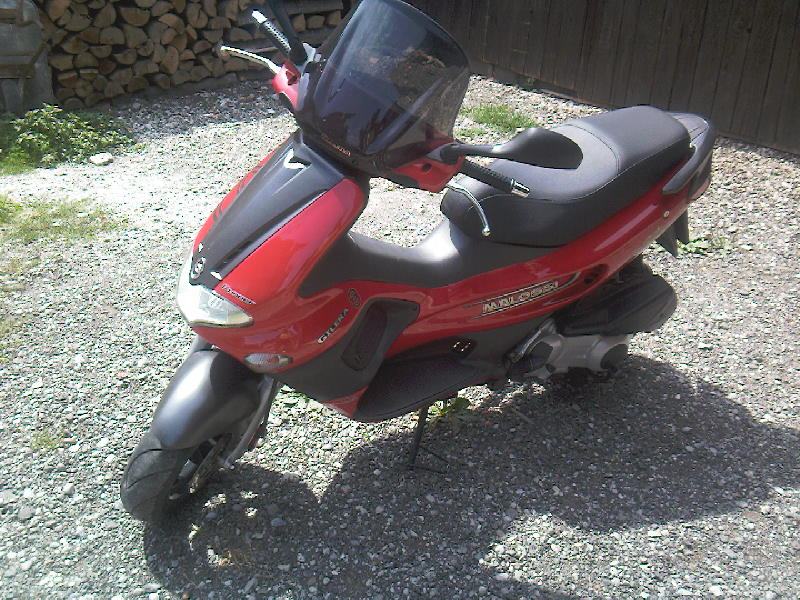 Gilera Runner VX125 125 cm3 VRHUNSKO STANJE, 2003 god.