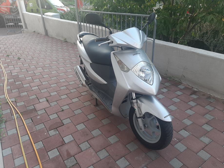 Honda Dylan 150 148 cm3, 2001 god.