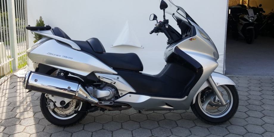 Honda FJS 600 SILVER WING 600 cm3, 2002 god.