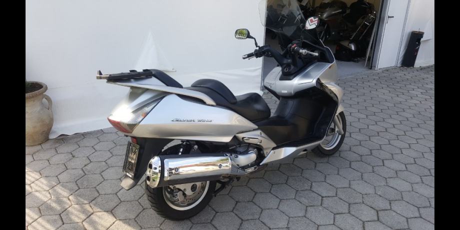 Honda FJS 600 SILVER WING 600 cm3, 2002 god.