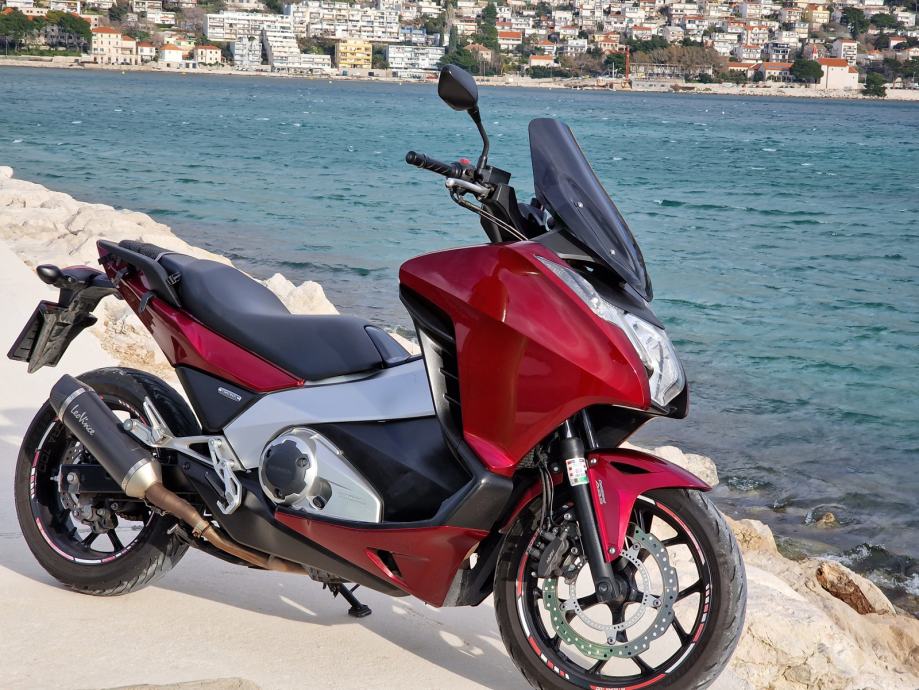 Honda Integra 700 cm3, 2014 god.