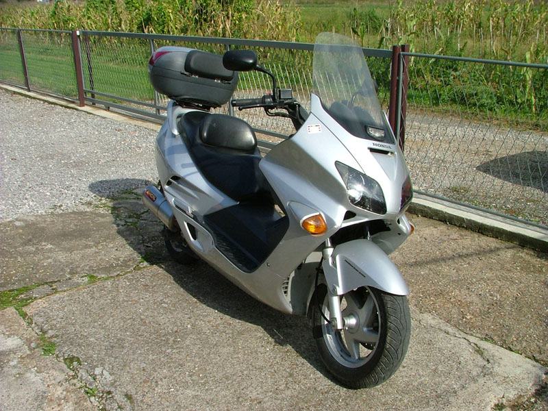 Honda NSS 250 cm3, 2001 god.