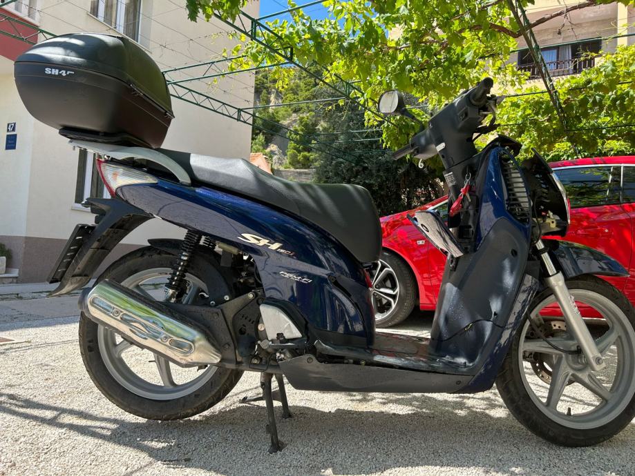 Honda SH 150 cm3, 2006 god.