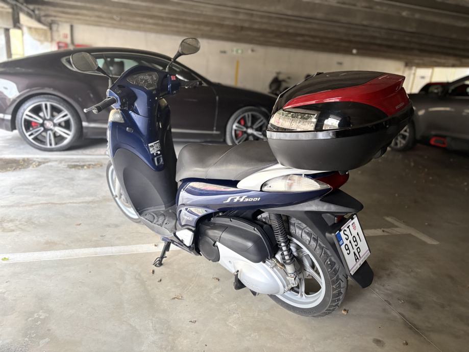 Honda SH 300i +orginal KOFER+reg do 07/26 (kartice do 36rata) AKCIJA ...