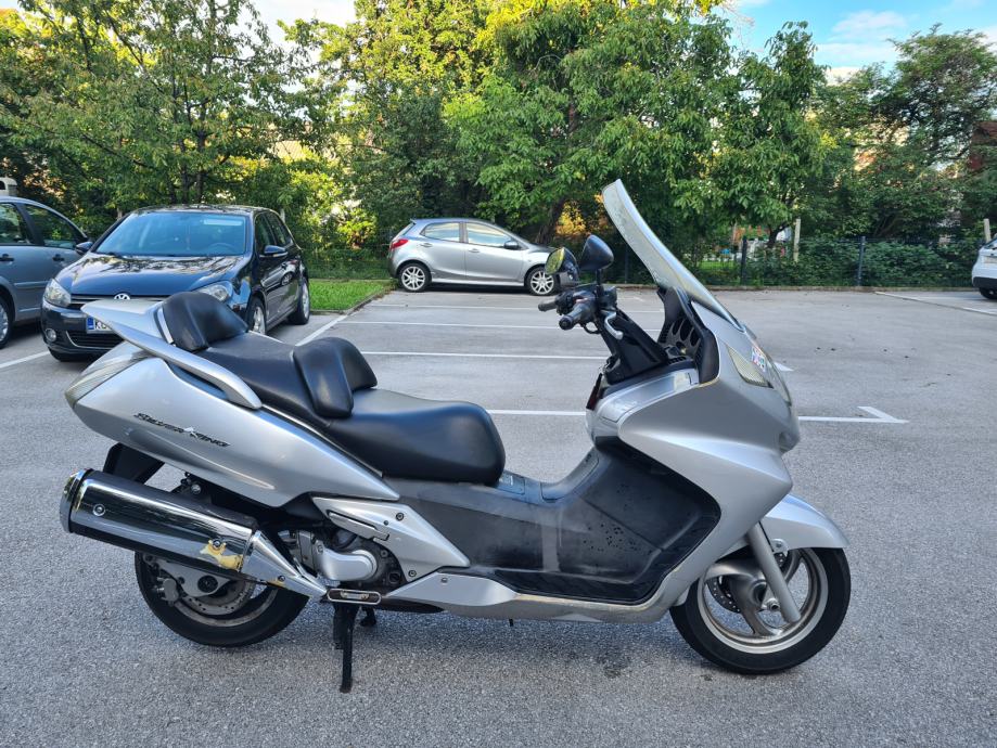 Honda Silver wing 600 cm3, 2002 god.