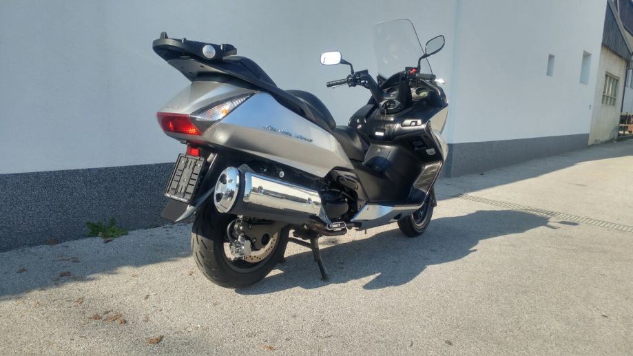 Honda SW-T 400 SILVERWING 400 cm3, 2007 god.